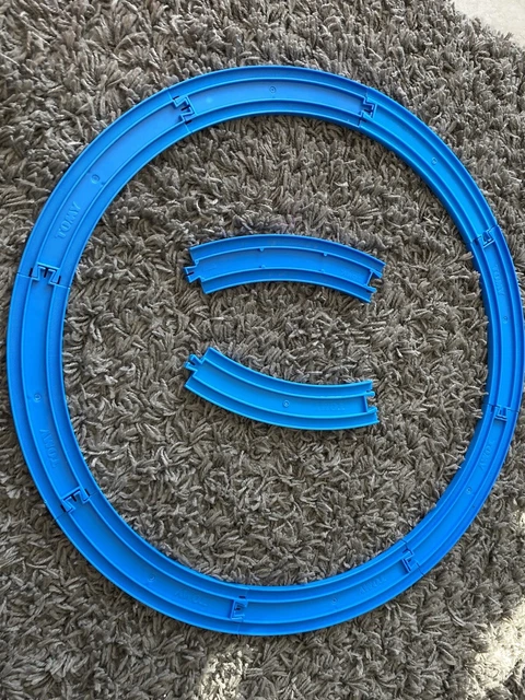 10 TOMY TRACKMASTER ‘Thomas the Tank Engine’ Curved Track Set Bundle ...