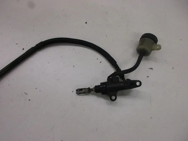 POMPE DE FREINAGE Yamaha YZF-R6 RJ09 Cylindre principal de frein arrière Frein b EUR 39,33 ...