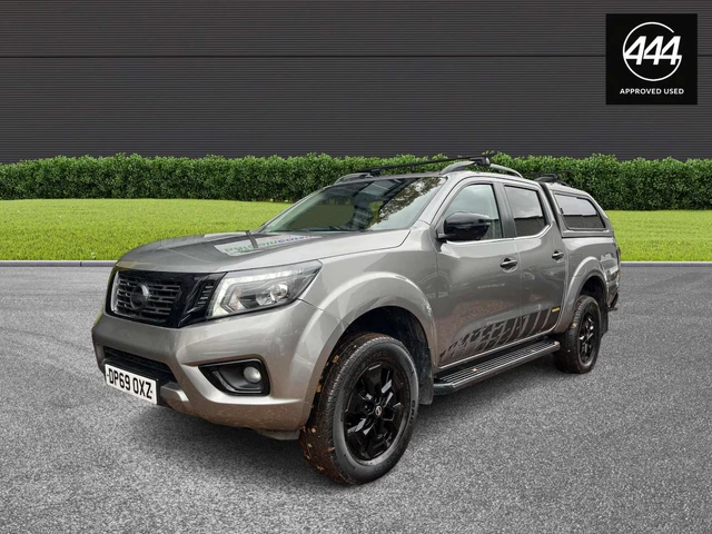 2019 NISSAN NAVARA Double Cab Pick Up N-Guard 2.3dCi 190 TT 4WD Auto ...