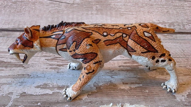 PRIMEVAL 6” SABRE Tooth Tiger Figure -Impossible Pictures Bbc £14.99 ...