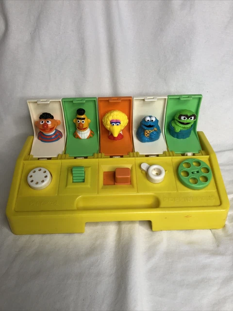 VINTAGE PLAYSKOOL SESAME Street Poppin' Pals 1980s Pop-up Learning Toy ...