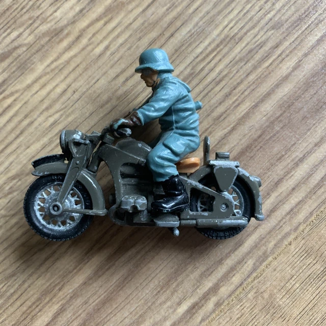BRITAINS DEETAIL WW2 German BMW Motorcycle & Dispatch Rider £20.87 ...