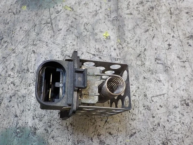 7701049661 HEIZWIDERSTAND / 15818399 Für Renault Twingo 1.2 16V EUR 63 ...