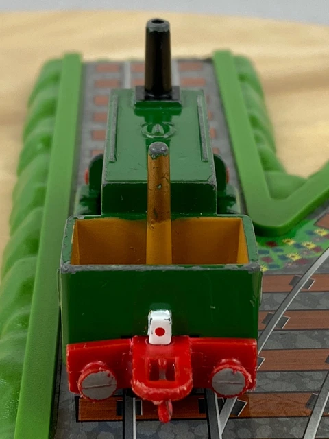 THOMAS THE TANK Engine and Friends - Moteur ERTL - Neil - 2002 EUR 23 ...