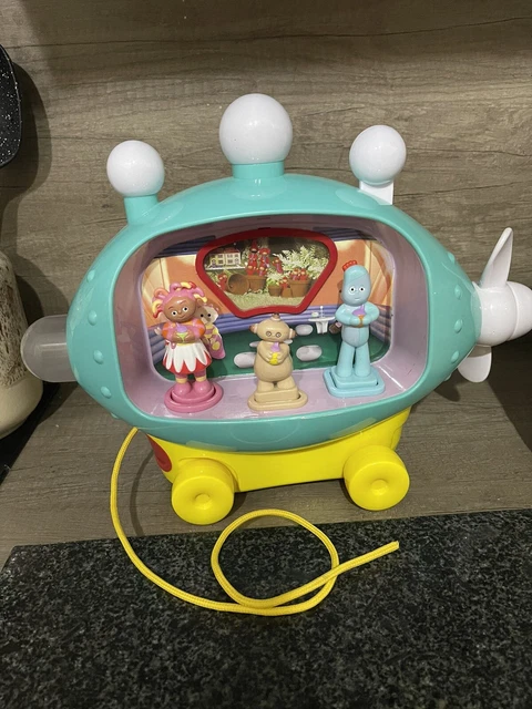 CBEEBIES THE NIGHT Garden Pull Along Pinky Ponk Light Sound & Figures £ ...