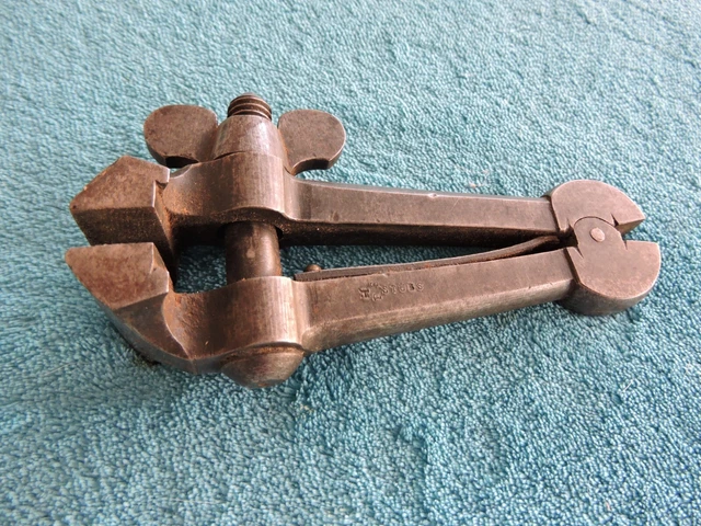 VINTAGE TOOLS HAND Vise Clamp Wrench Jewelers Clamp 1" Jaws P.S. STUBS ...