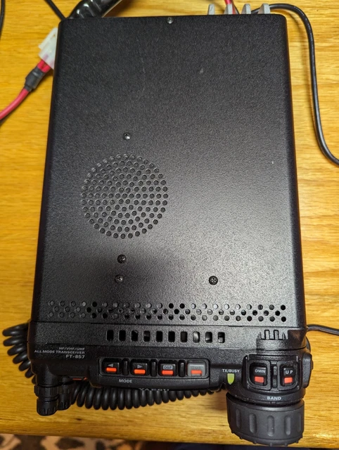 YAESU FT-857D HF/VHF/UHF All Mode - Tested, original box & accessories ...