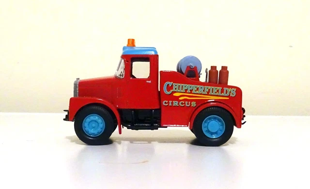 CORGI CODE 3 Chipperfields Circus Scammell Highwayman Prime Mover With ...