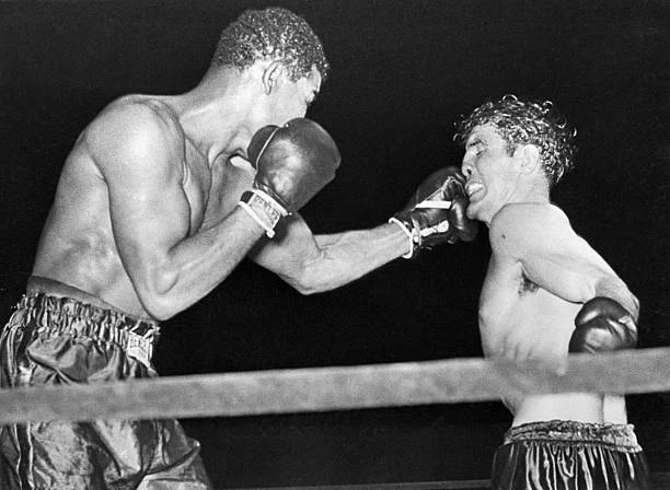 JOE LOUIS BOXING With Billy Conn 1941 Old Boxing Photo EUR 6,54 ...
