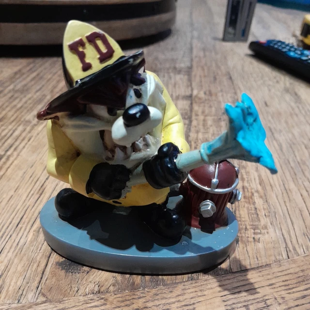 TAZ TAZMANIAN DEVIL Warner Bros Looney Tunes £2.00 - PicClick UK