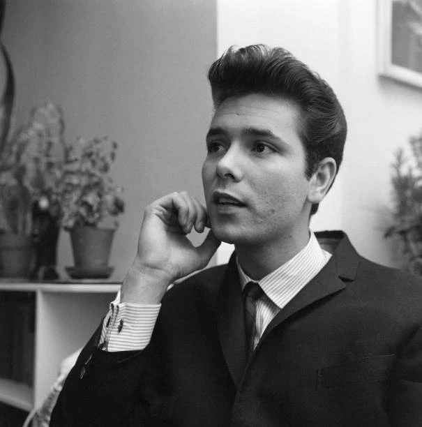 SINGER AND ACTOR Cliff Richard January 1963 Old Photo 5 EUR 6,14 ...