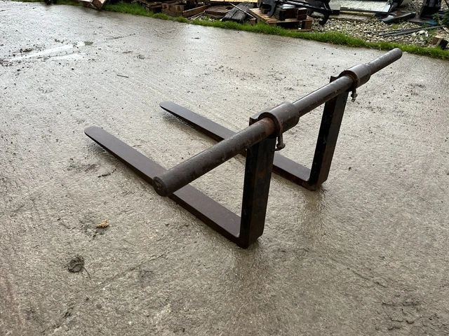 JCB Q FIT Pallet Forks Tines Sliding Pole Floating Telehandler Tractor ...