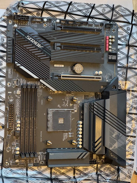 GIGABYTE X570S AORUS ELITE AX (Socket AM4) DDR4 ATX Motherboard £141.12 ...