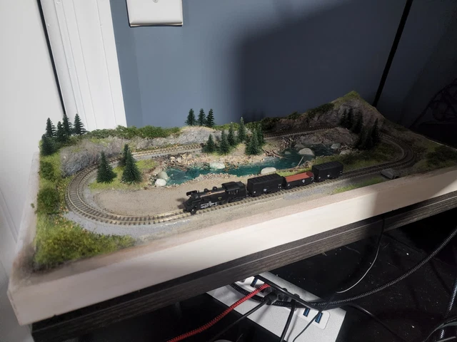 Z SCALE PREBUILT Model Train Layout and terrain, compatible with shorty ... Z SCALE PREBUILT Model Train Layout and terrain, compatible with shorty ...