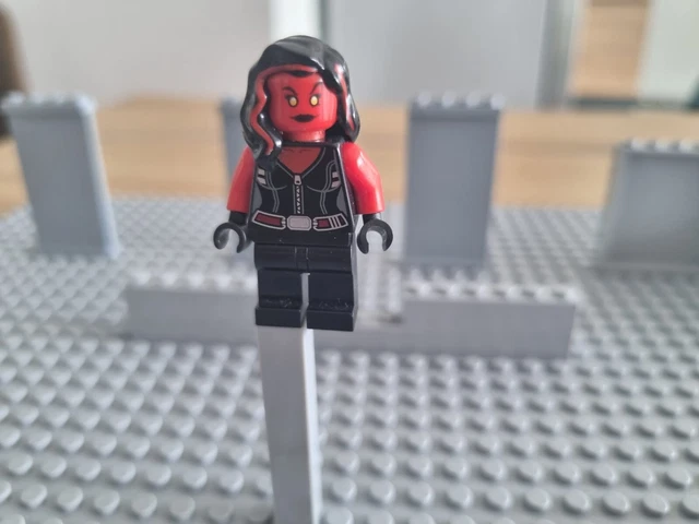 RARE/SELTEN! - LEGO® Minifigur - Marvel Super Heroes - Red She-Hulk ...