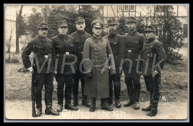 FOTO, WW2, SOLDAT im Gruppenportrait c, Grafenwöhr 1935; L240L EUR 9,90 ...