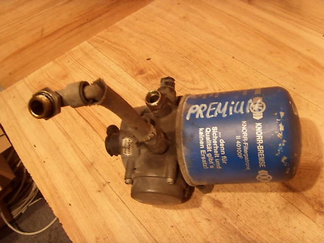 RENAULT PREMIUM BOÎTIER de Filtre à Air Knorr 5010525505 (1) EUR 73,38 ...