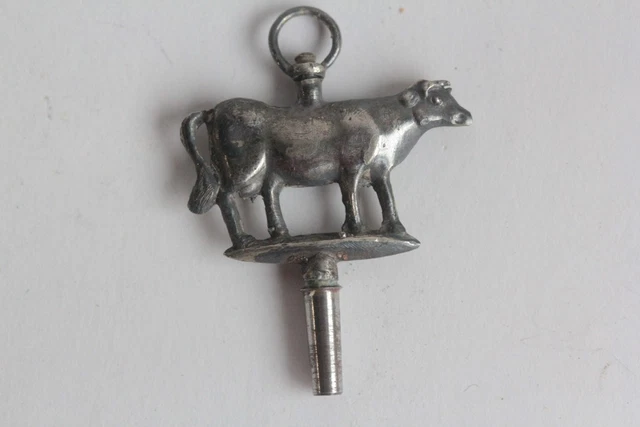 CLÉ REMONTOIR ARGENT zoomorphe Vache Montre à gousset XVIIIe siècle ...