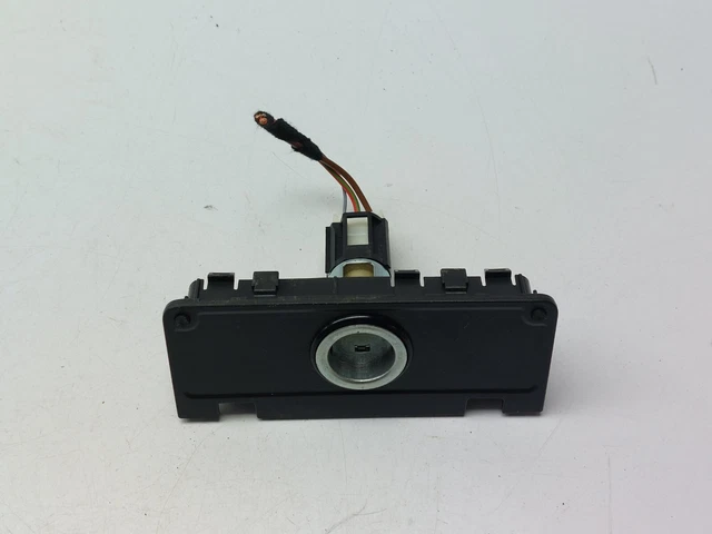 VOLKSWAGEN PASSAT B8 Rear Centre Console 12V Socket 3G0863916 2015 £14. ...