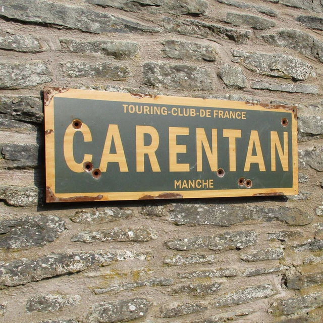 REPLICA CARENTAN 1940'S Vintage Metal WW2 Road Sign with bullet holes ...