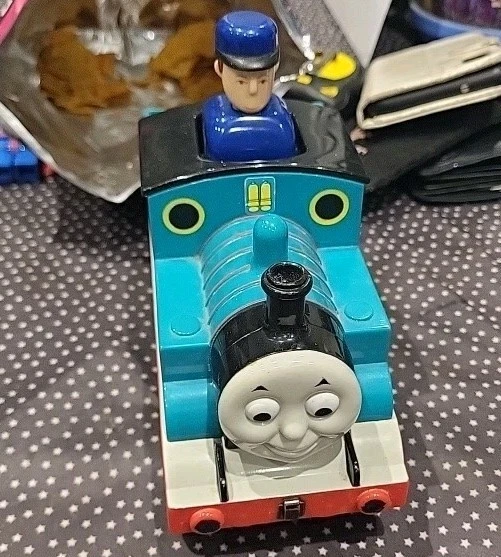THOMAS THE TANK Blue Engine Push Down And Go Toy (Tomy 2004) £6.00 ...