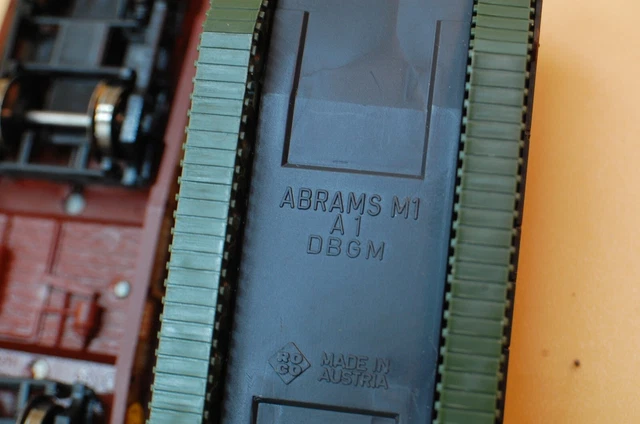 ROCO H0 47749 DB Schwerlastwagen mit KFOR Abrams M1 EUR 39,00 - PicClick DE