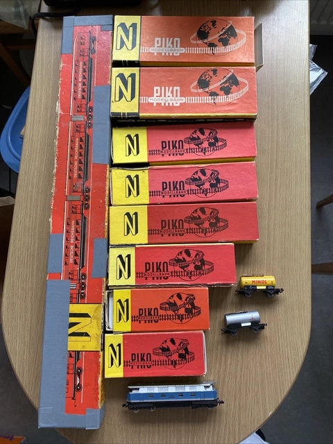 PIKO DDR SPUR N Modellbahn Konvolut 3 Diesel Loks + Personen ...