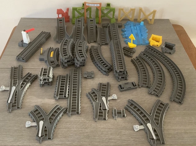 THOMAS AND FRIENDS Trackmaster Bundle 50 Track Pieces Thomas Tank ...