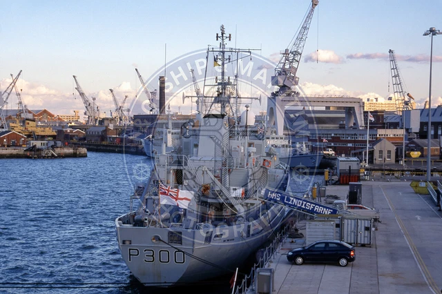 ROYAL NAVY ISLAND-CLASS Patrol Vessel HMS LINDISFARNE (P300) - 6x4 ...