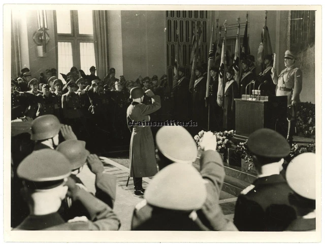 ORIG. RIESEN FOTO Luftwaffe General mit Offiziere in BERLIN 1943 EUR 56 ...