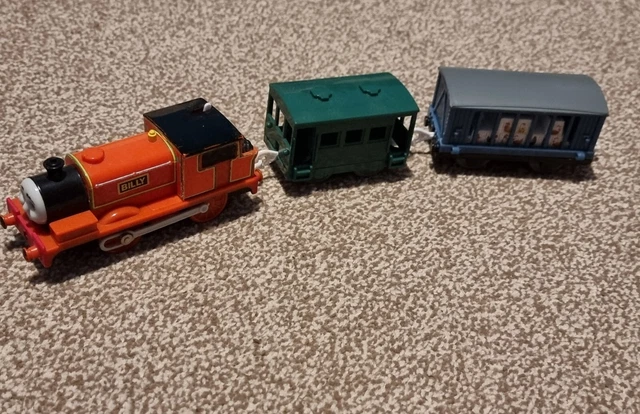 THOMAS THE TANK Engine & Friends Trackmaster MOTORIZED BILLY TRAIN AND ...