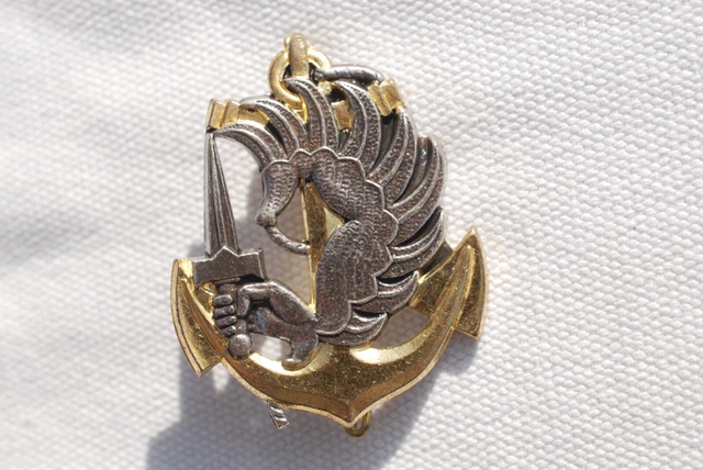 INSIGNE DE BÉRET RPIMa Parachutiste COLO Fabrication MOURGEON EUR 15,00 ...