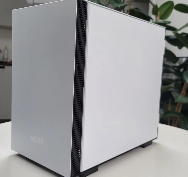 NZXT H210I MINI-ITX RGB Gaming Case - White Tempered Glass £99.00 ...