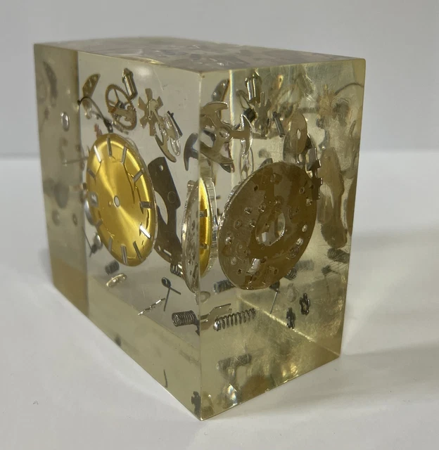 VINTAGE SUSPENDED POCKET Watch Exploded Parts In Resin Cube Paperweight ...