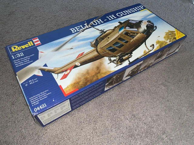 REVELL, 1:32 SCALE, Bell UH-1H Huey Gunship, Vintage 1993 Model Kit ...