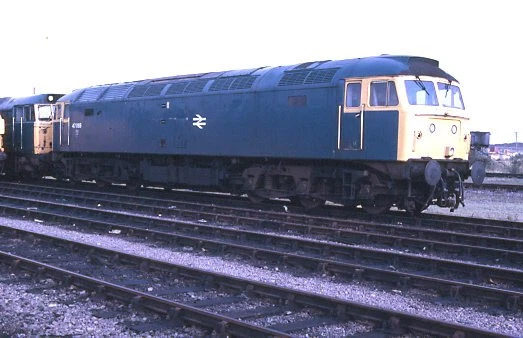 ORIGINAL COLOUR SLIDE of 47069 BR class 47 diesel loco £1.75 - PicClick UK