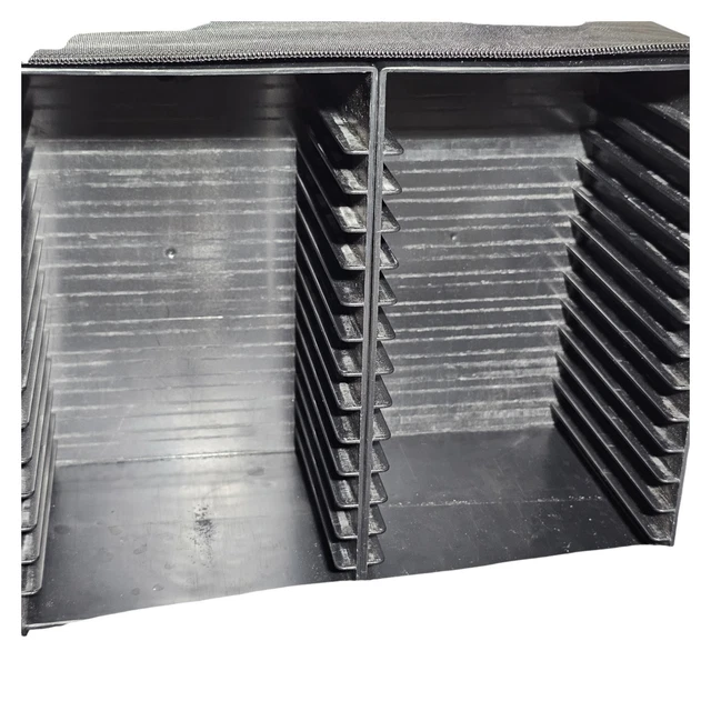 TEAC CD HARD Carry Case 26 Disc Capacity Vintage Retro Black Storage ...