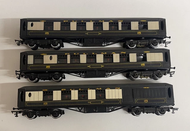 3 X GRAHAM Farish "Grafar" OO gauge Pullman coaches. Good used ...