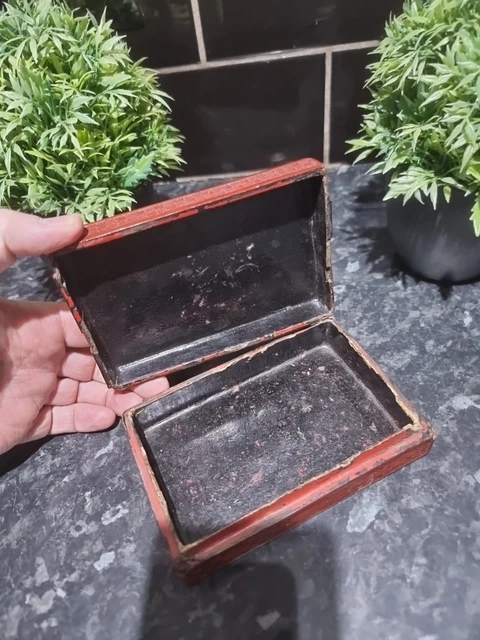 ANTIQUE 19THC HAND Carved Chinese Cinnabar & Lacquer Box £4.38 ...