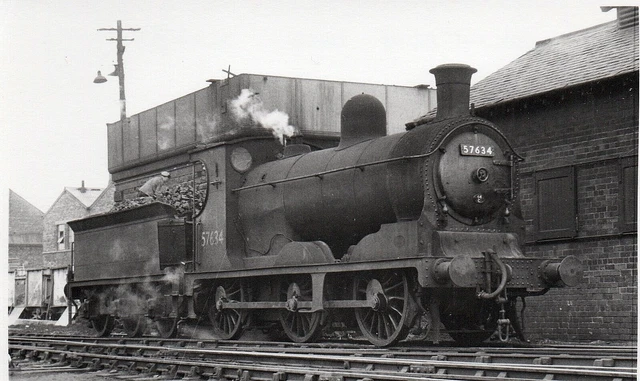 EX CALEY CLASS 3F 0-6-0 LMS No 57634 at DALRY RD SHED YARD 20/8/62 R ...