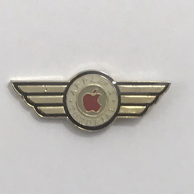 VINTAGE APPLE COMPUTER Tutorial II Wings Metal Enamel Lapel Pin $24.99 ...