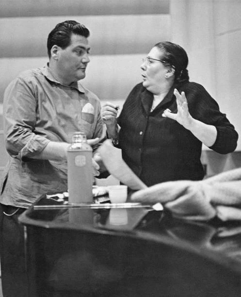 ITALIAN OPERA SINGER Eugenio Fernandi With His Mother 1958 OLD PHOTO $7 ...