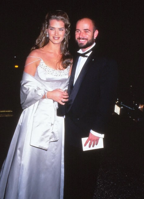 DIA BROOKE SHIELDS und Andre Agassi 1997 formato KB fotografo P10-15-4 ...