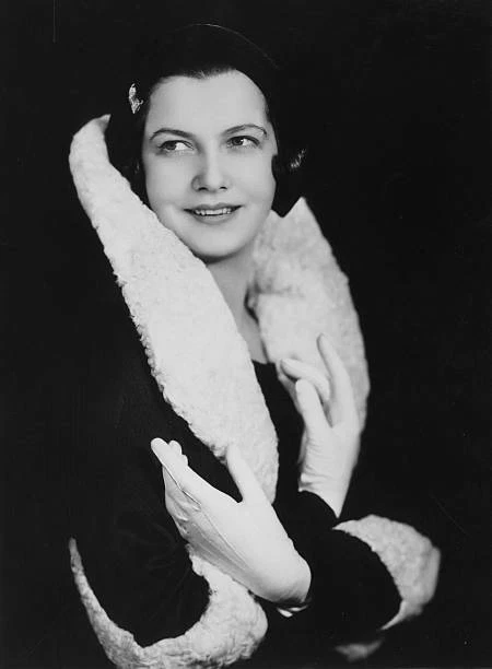 OLD PHOTO 1930 Stage Actress And Singer Joyce Barbour $8.50 - PicClick AU