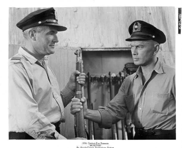 MORITURI ACTOR YUL Brynner As Captain Mueller 1965 OLD MOVIE PHOTO EUR ...