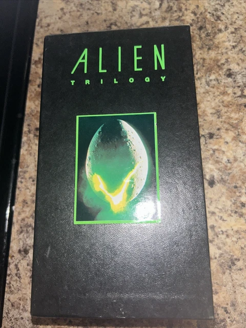 ALIEN TRILOGY VHS VCR Box Set Alien Aliens Alien 3 Collectible ...