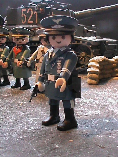 PLAYMOBIL GÉNÉRAL H. Jeschonner Chef D'état Major Luftwaffe REF-0099 ...
