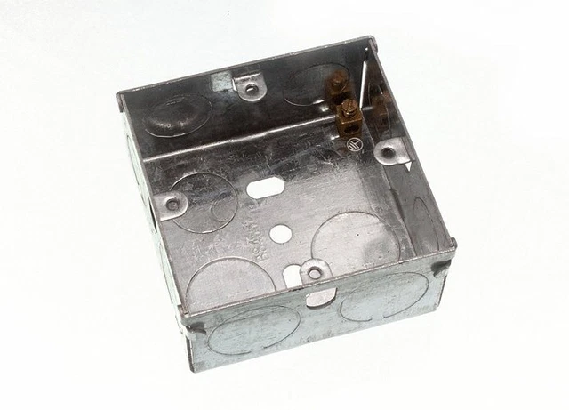 NEUF 48 X Chasse Métal Arrière Boîtier Boite 1 Gang Simple 35mm ...