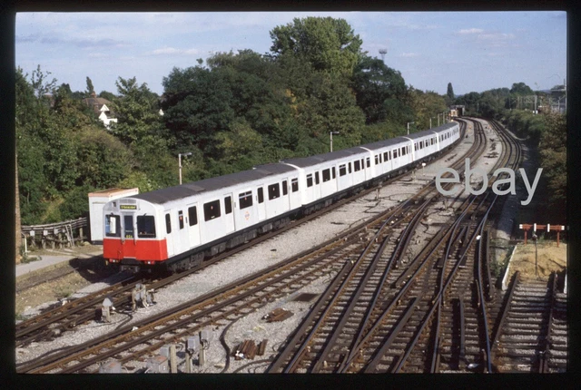 ORIGINAL 35MM SLIDE - London Underground 'D' stock at Upminster - 8.97 ...