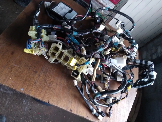 94-00 MK1 TOYOTA RAV4 2.0 dashboard wiring loom inc security control ...